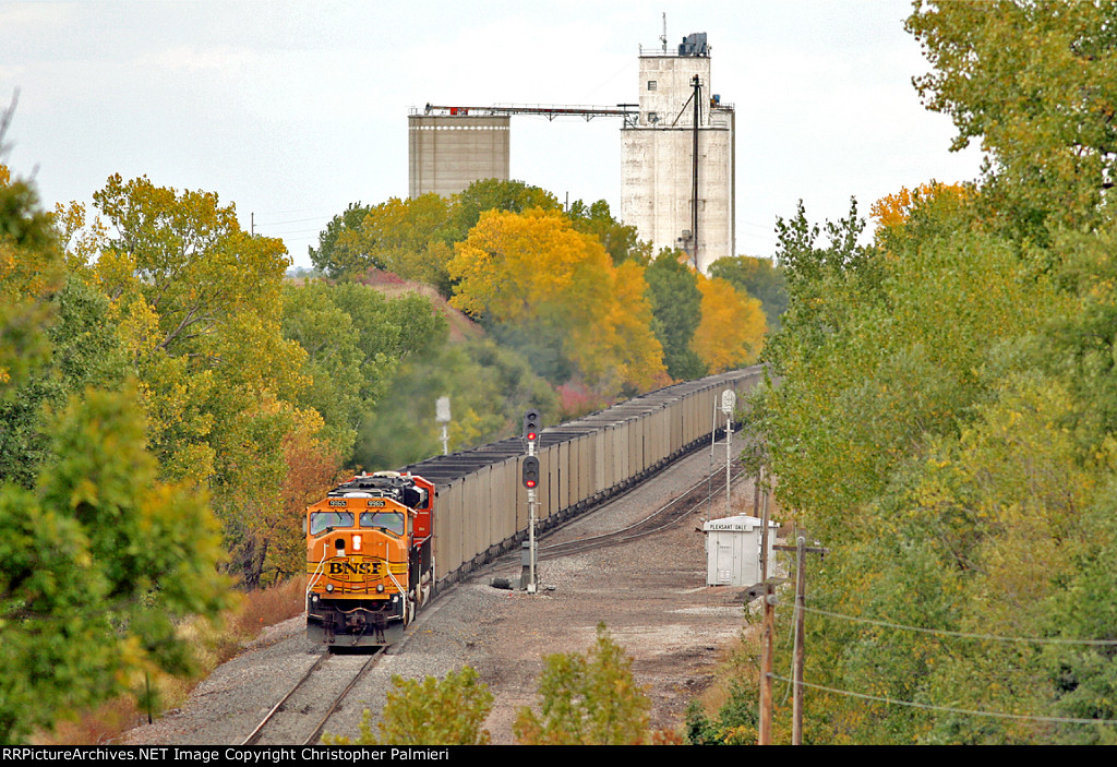BNSF 9965 Leads E-KBBBKM0-83